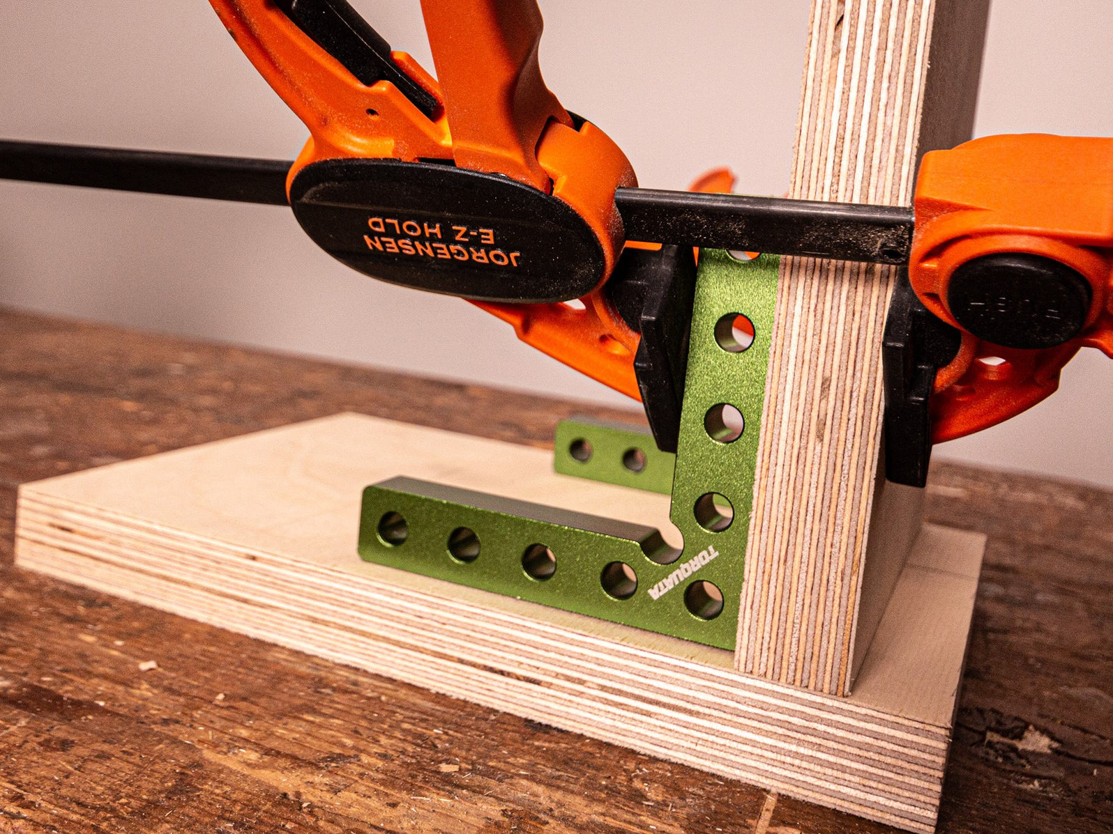 Torquata 90 Degree 100mm Corner Clamping Squares 2 Pack — Hammer Roo